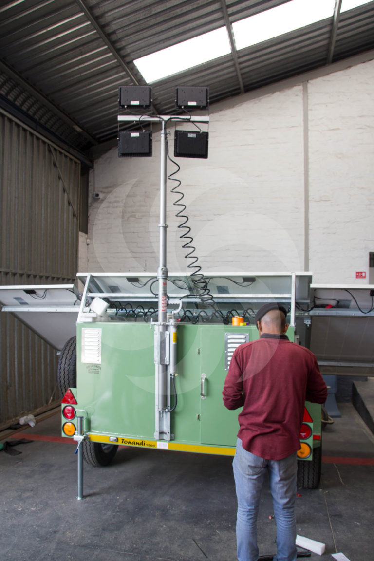 Our sturdy Off-grid Solar Sentry Trailer gets redesigned for powerful ...